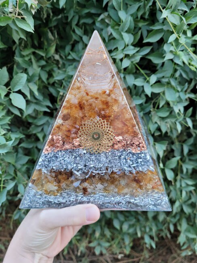 EMF Protection Crystals: The Only Ones to Consider