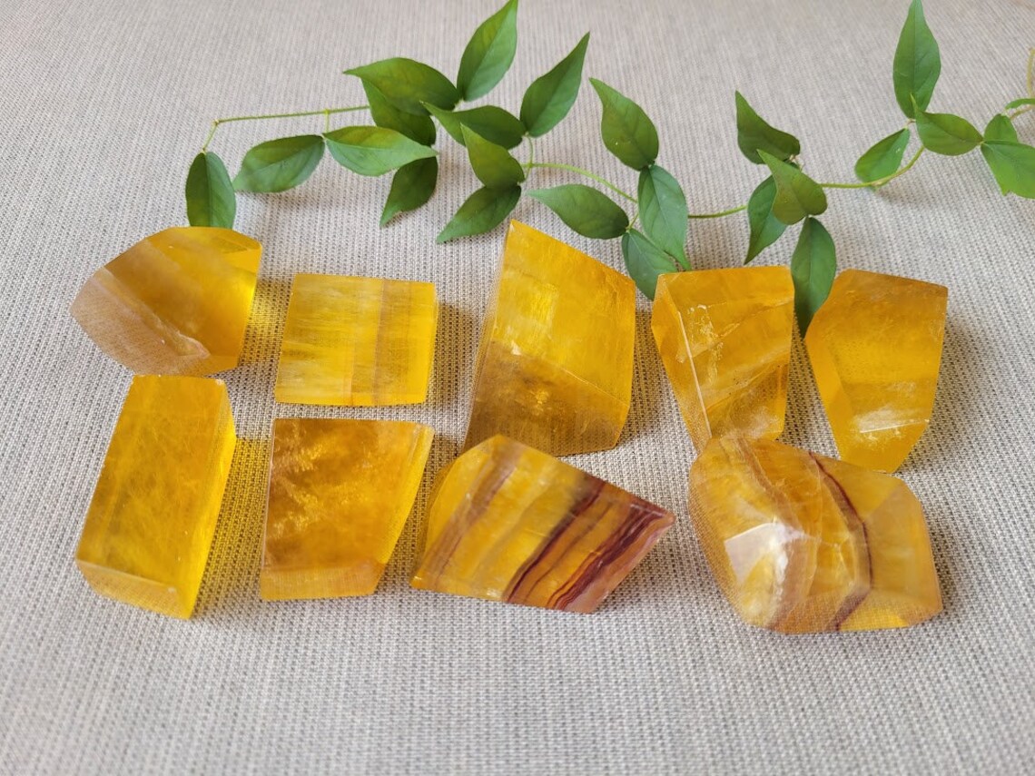 Yellow Crystals Meanings and Properties